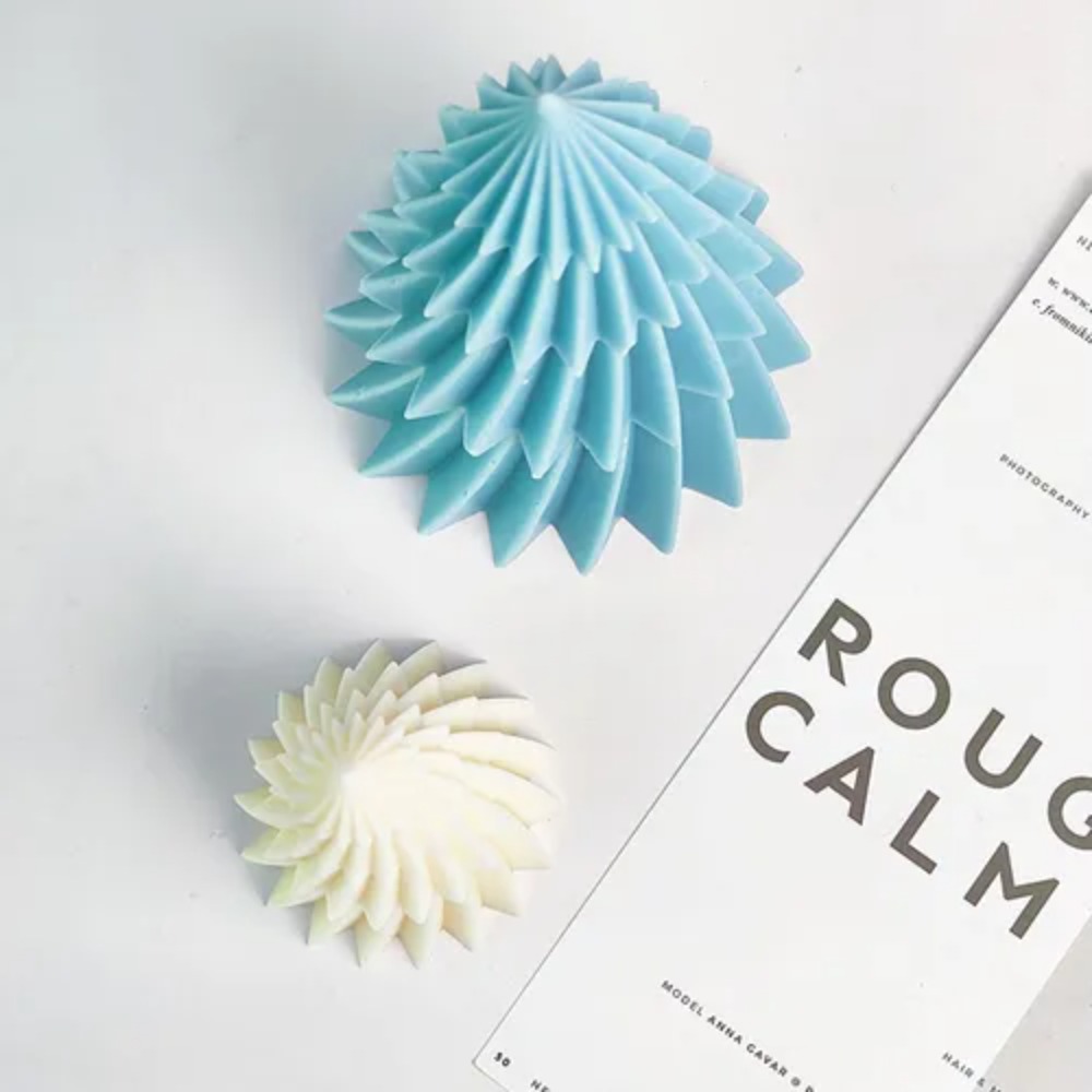 Household Diagonal Striped Christmas Tree Candle Mold Conical Shaped ...