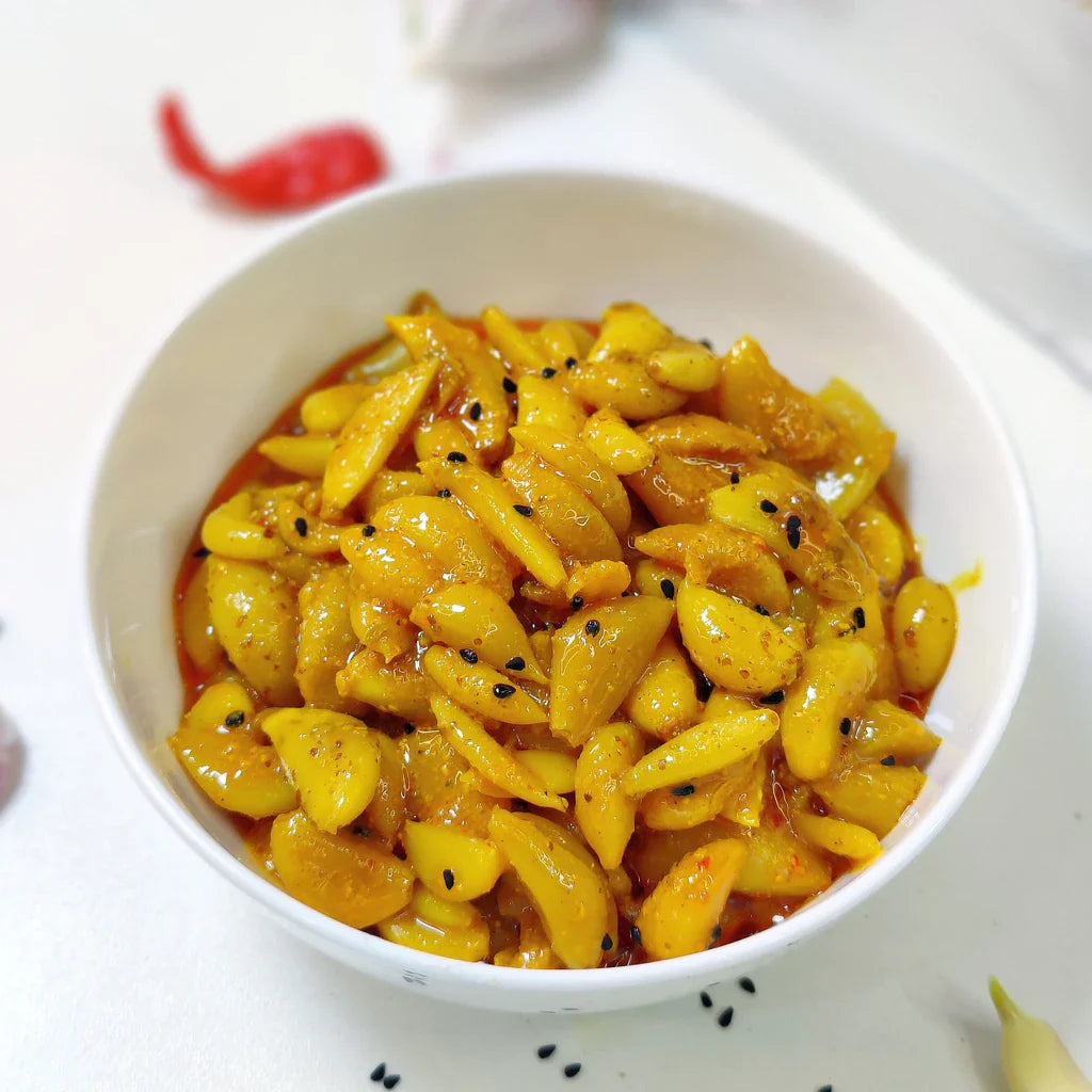 Soghat e Khas Desi Lahsan Pickle | Homemade Garlic Pickle | Tasty ...