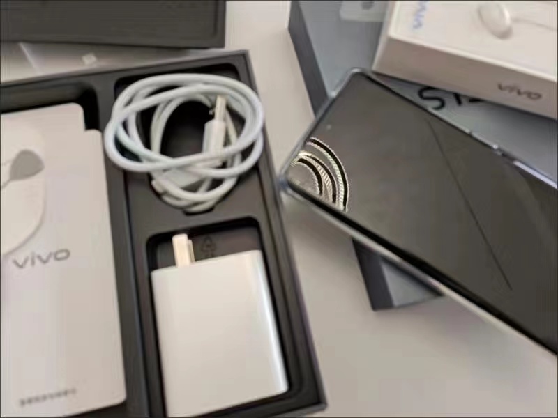 vivo S15 | vivo S15 Pro สมาร์ทโฟน 5G Qualcomm Snapdragon 870 120Hz 4500mAh 66W Fast Charge NFC ...