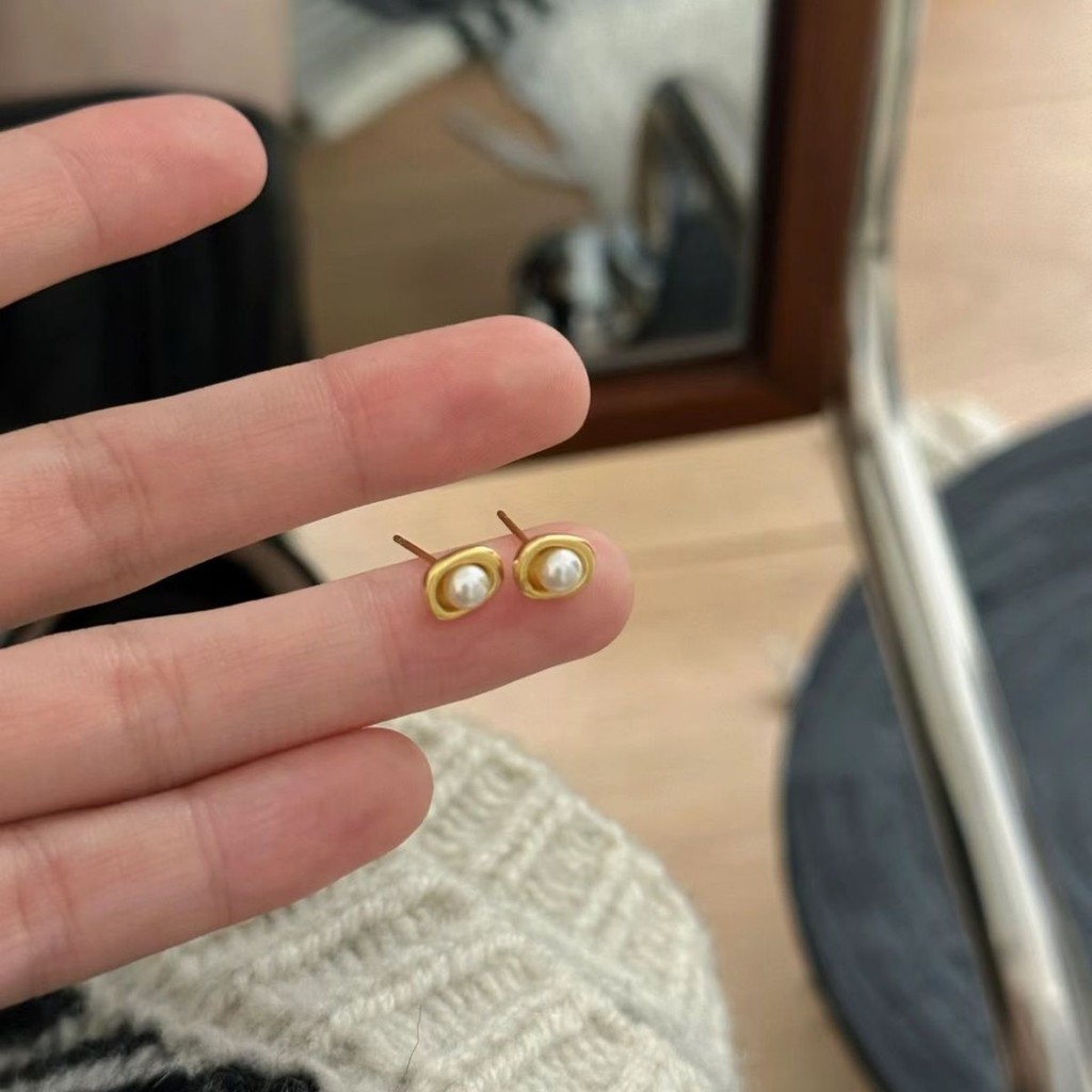 New 2025 Chic S925 Lucky Pearl Stud Earrings for Women Girl Simple Fashion Accessories | Daraz.pk