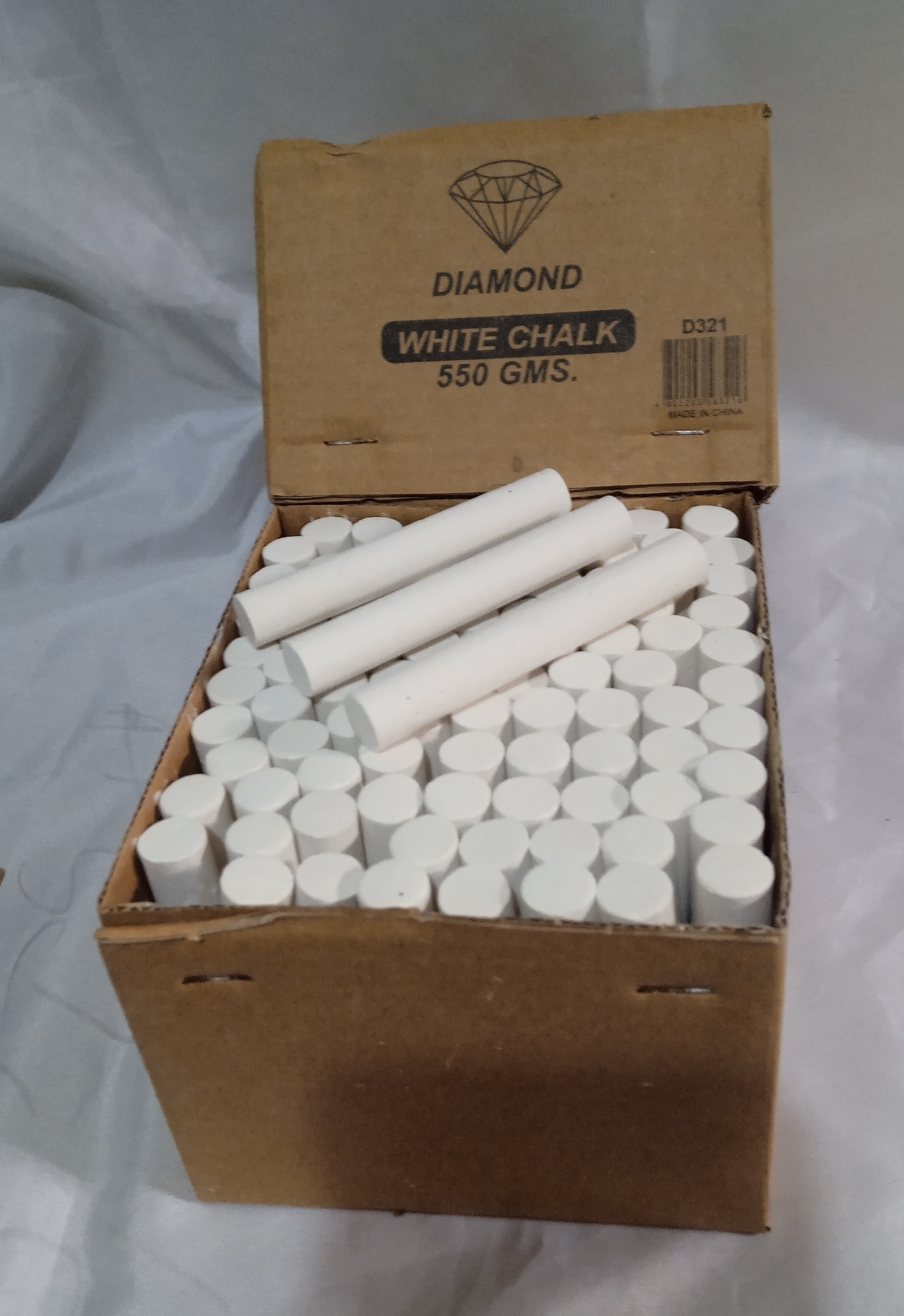 BLACK BOARD CHALK WHITE/YELLOW ENAMIL CHALKBOARD 550GRAMS OR 98-100PCS ...