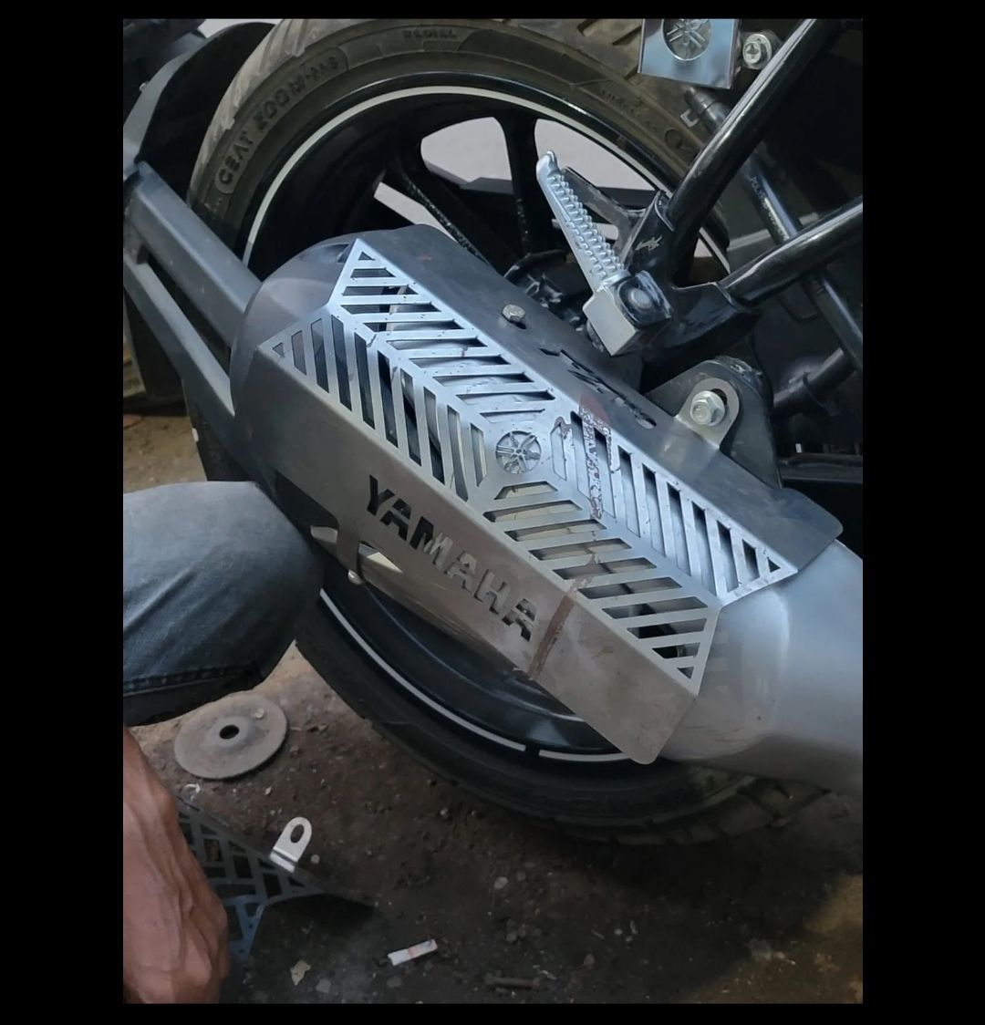 Yamaha FZ-S V2 SS Silencer Guard or Silencer Cover Exhaust Silencer ...