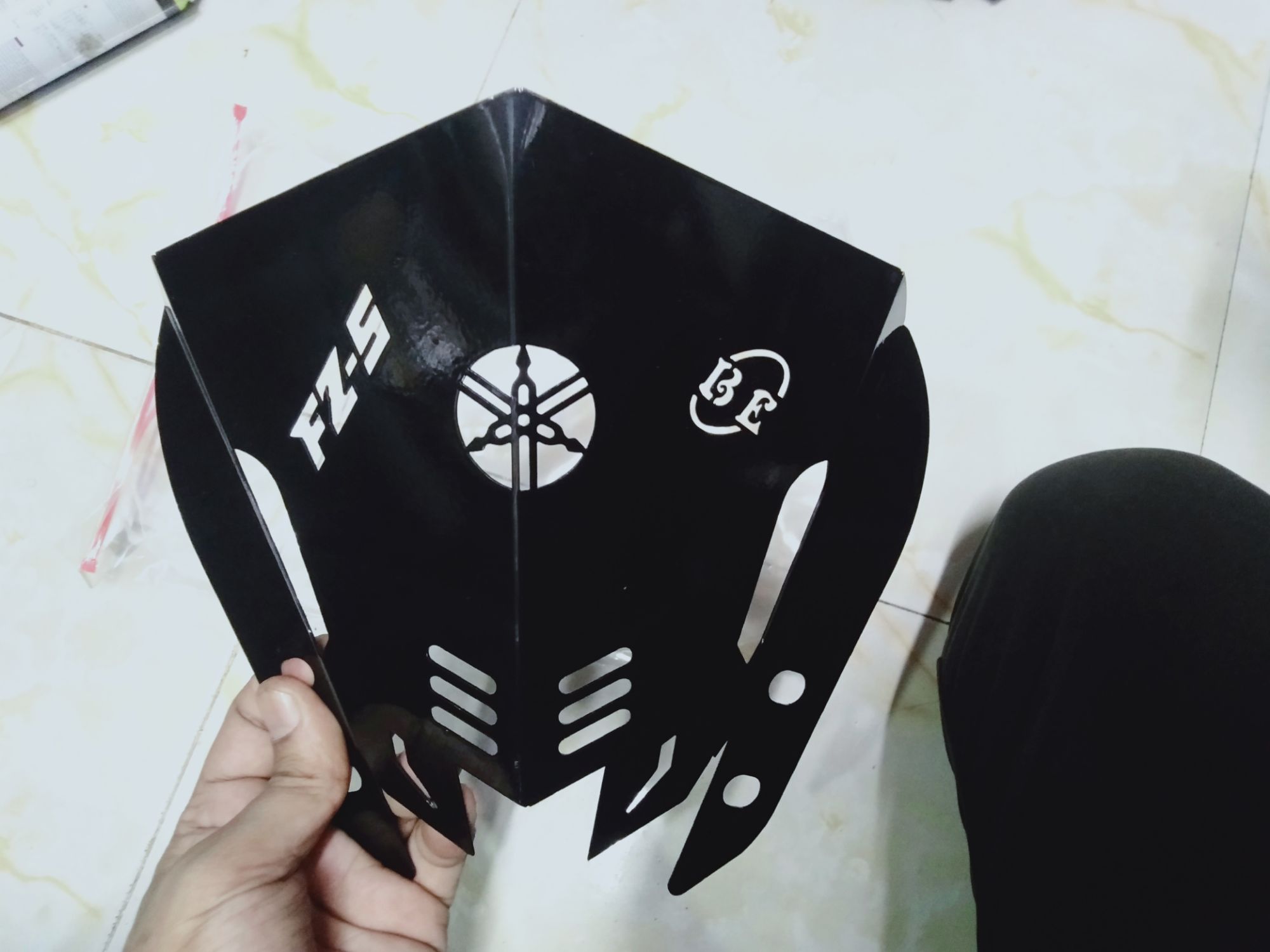 Visor or Windshield or Headlight Upper Cover for FZS V2, FZS V3 & FZS ...