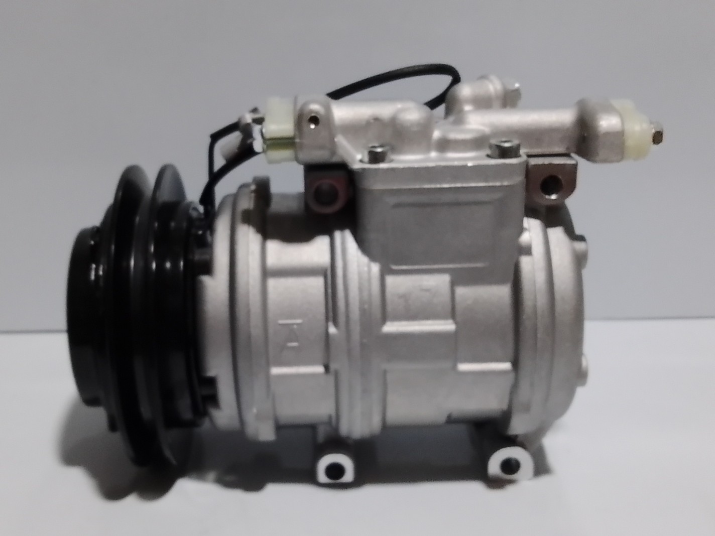 Toyota Hiace Commuter/Grandia (1994-2004) | 10PA17C - Aircon Compressor ...