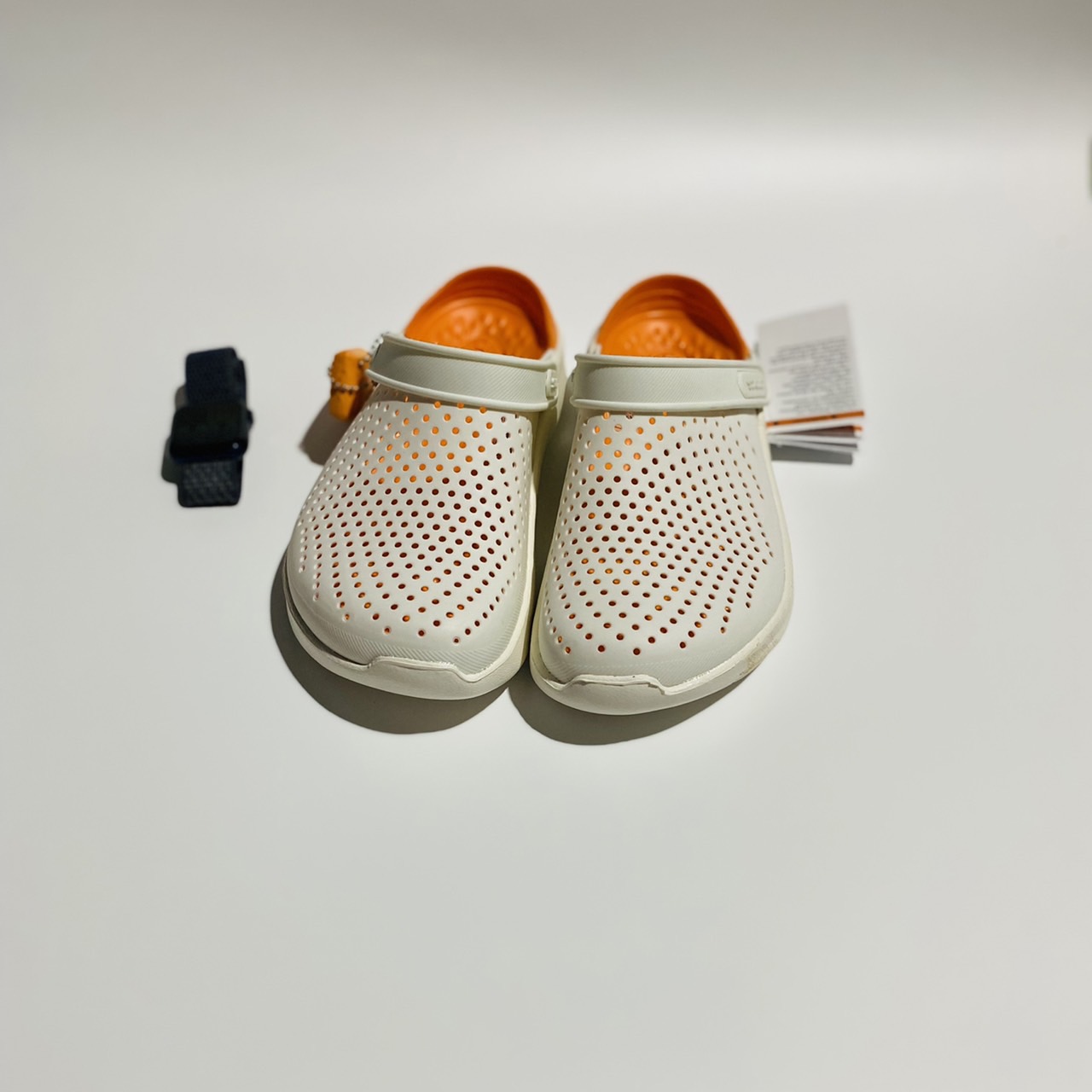 Crocs Liteรองเท้าแตะ Crocs Lite CROCS รุ่นข้างบนเป็นหนัง รองเท้าลำลอง ...