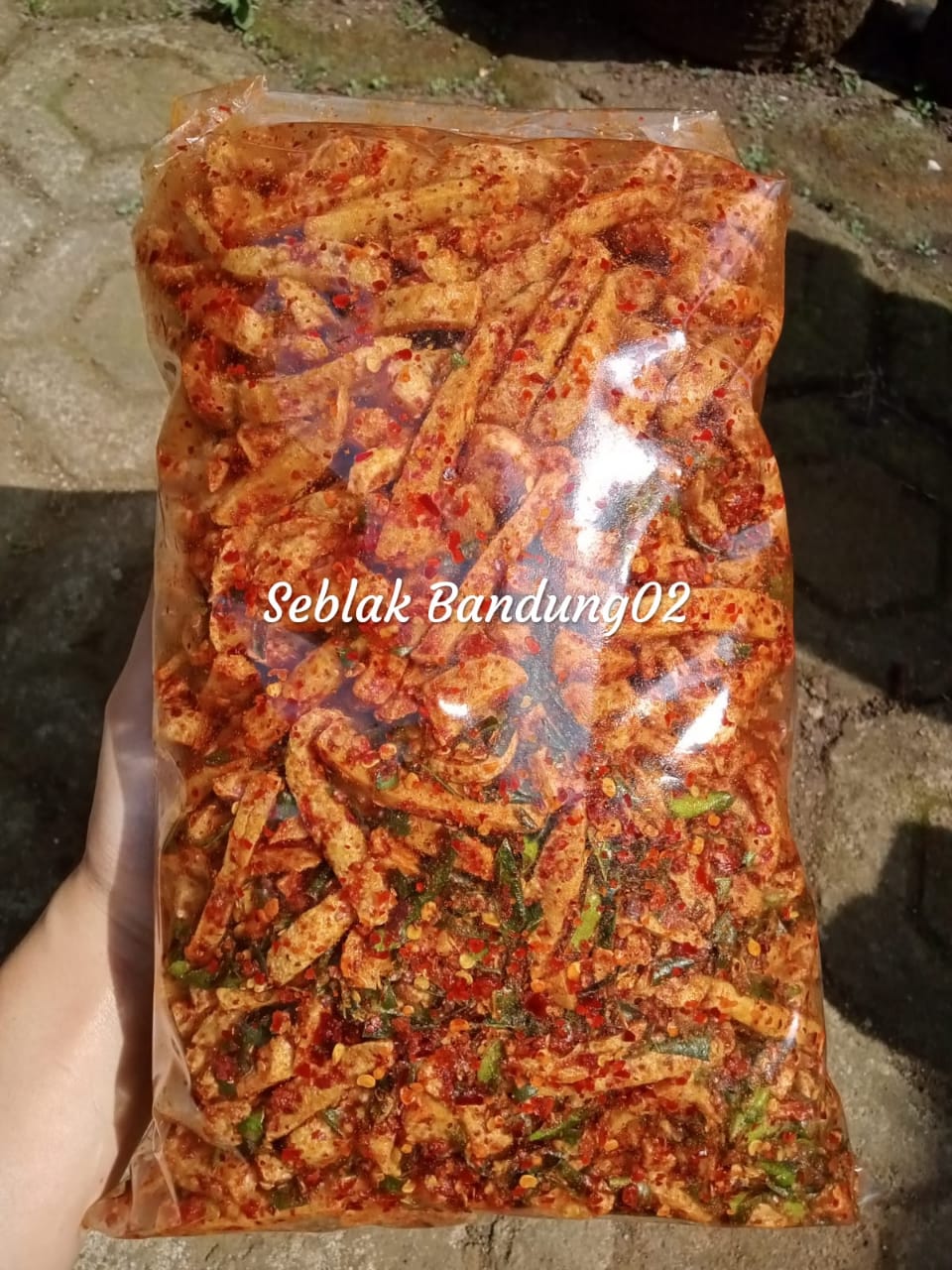 Basreng pedas daun jeruk kemasan 100gram / basreng pedas extra daun ...