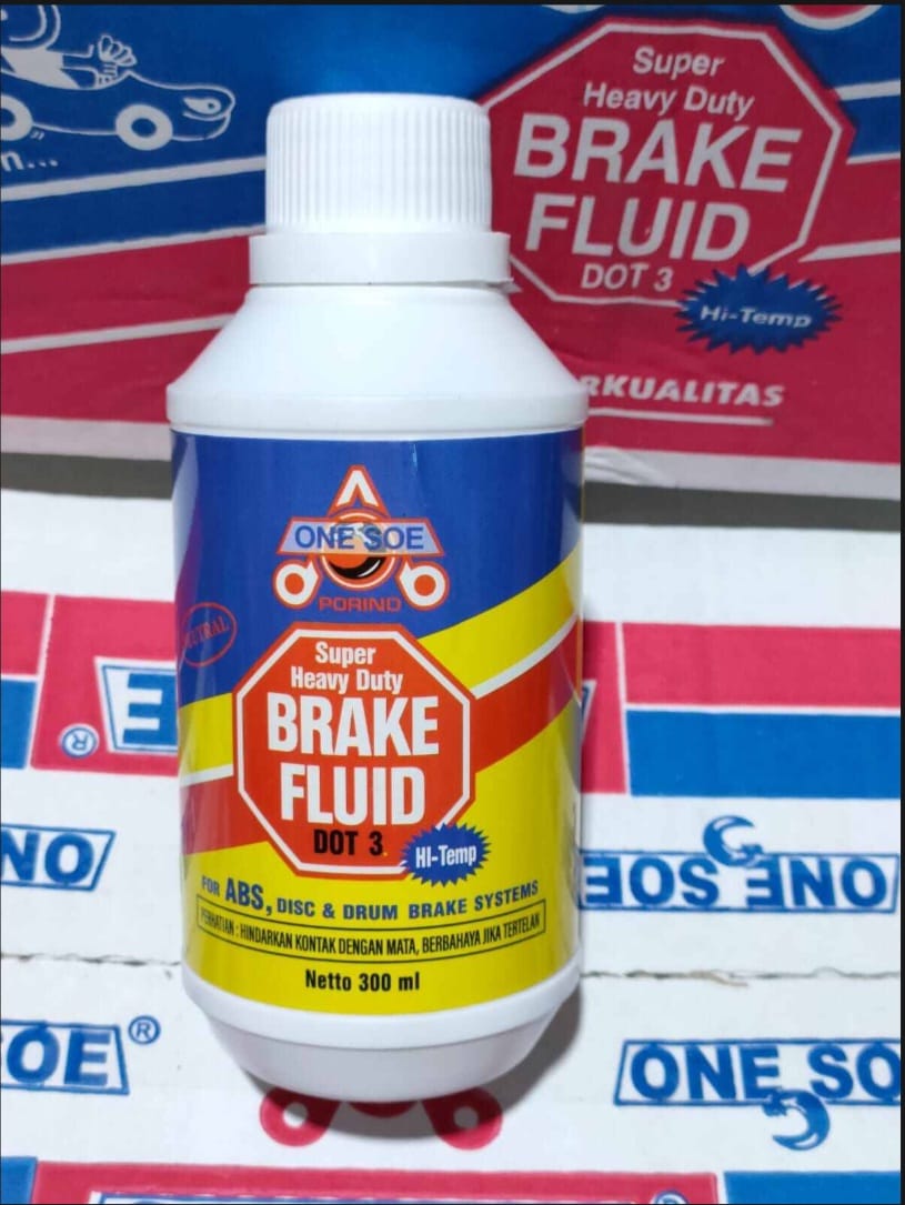 Minyak Rem One Soe Oli Rem Brake Fluid 300ml Dot 3 Warna Merah / Putih ...
