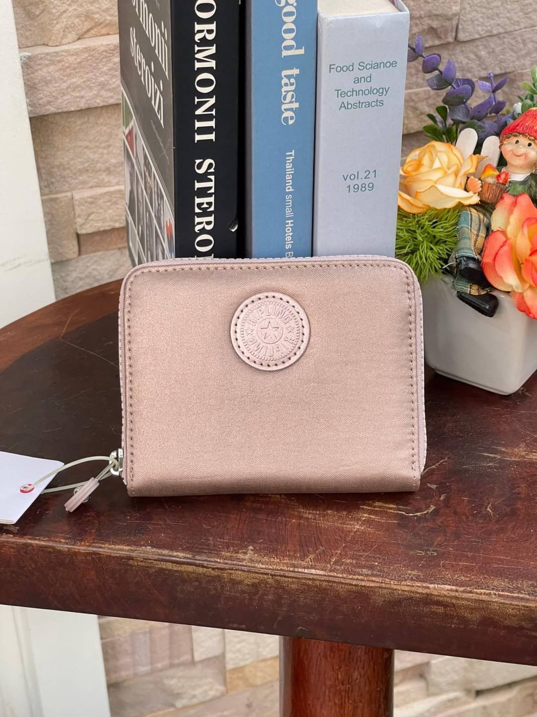 กระเป๋าใส่บัตร กระเป๋านามบัตร Kipling card holder หากคุณกำลังมองหา ...