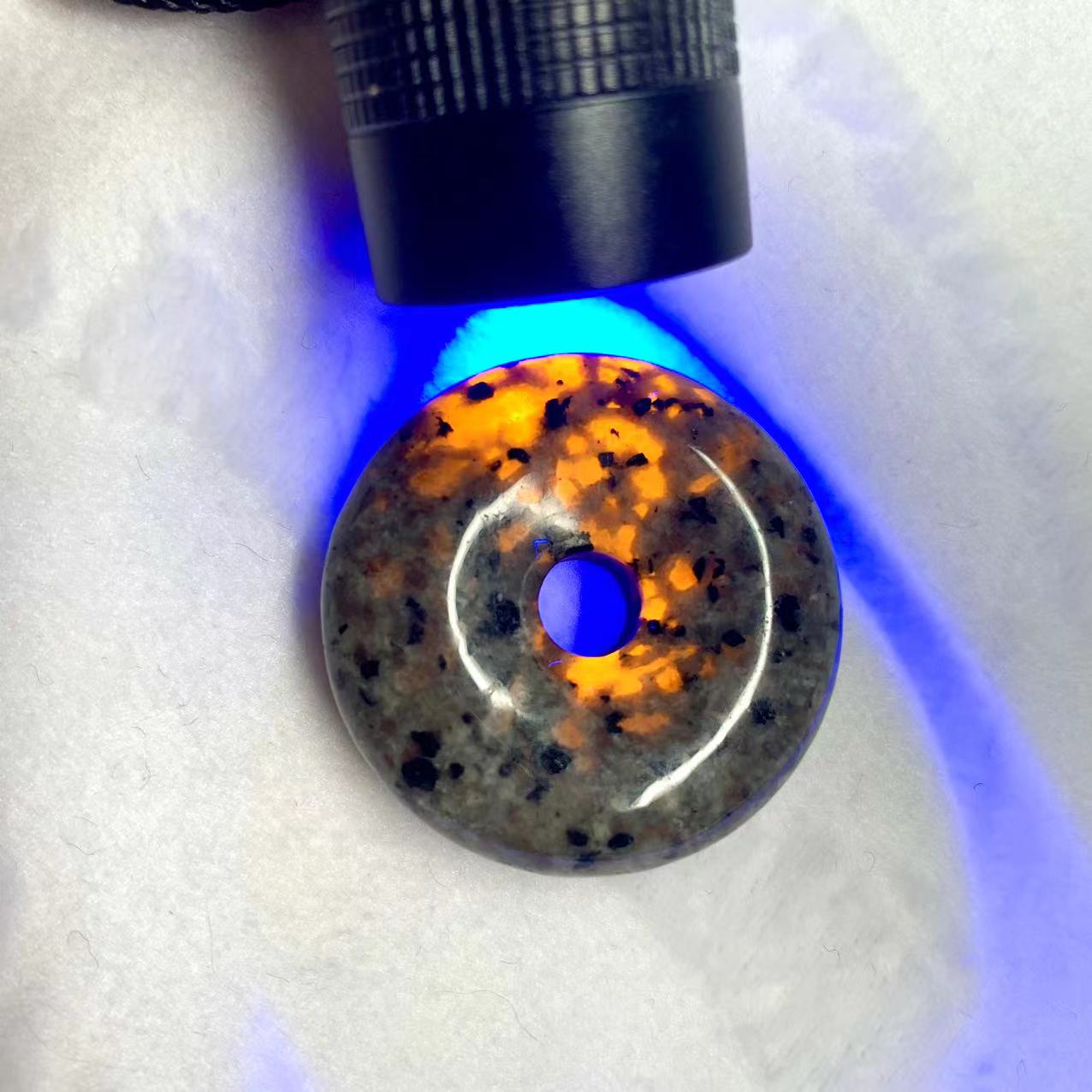 Natural Yooperlite Flame Stone Necklace Pendant Donut Shape Gemstone ...