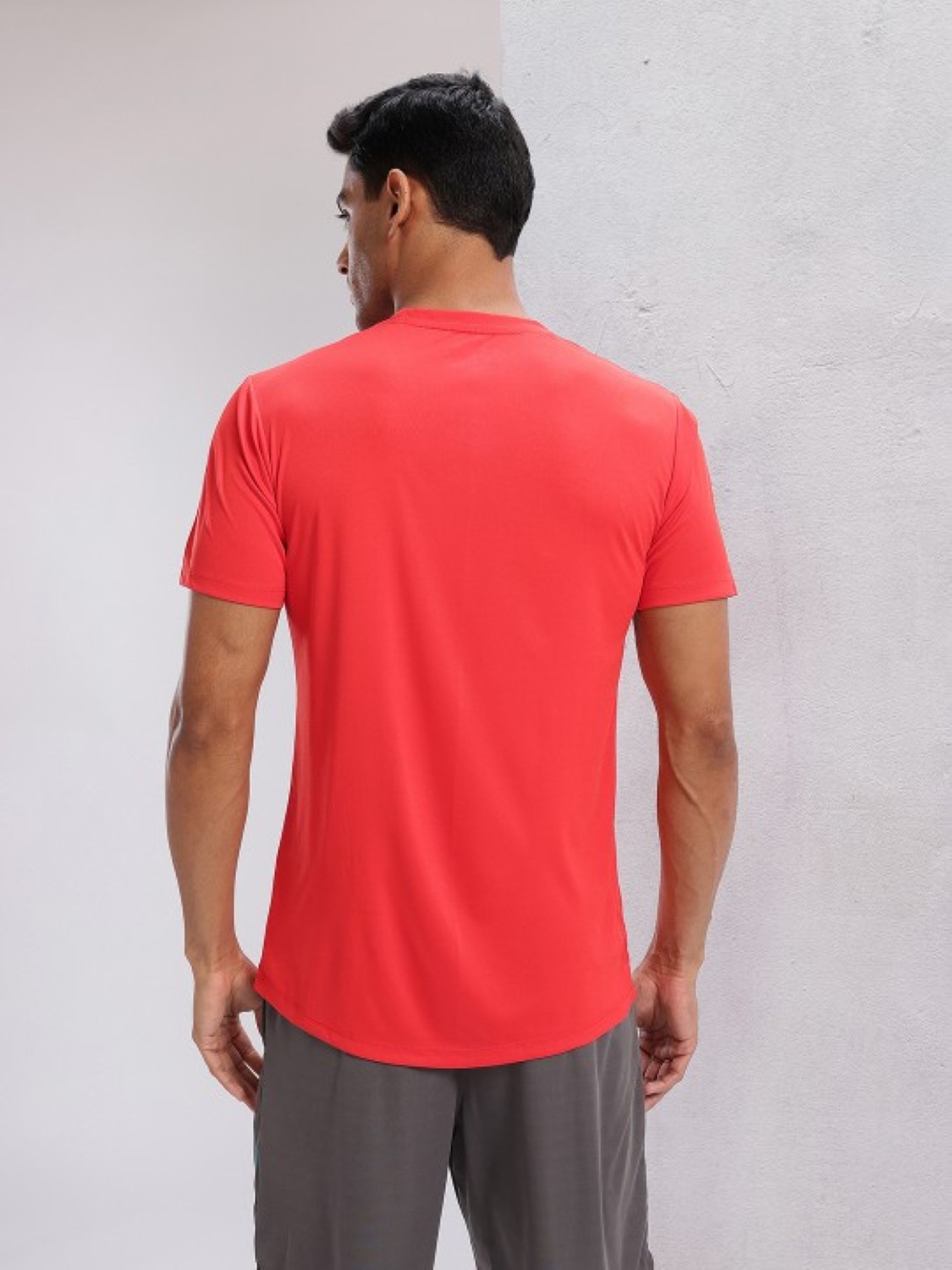 HRX by Hrithik Roshan Brand Logo Printed Training T-shirt For Men ...